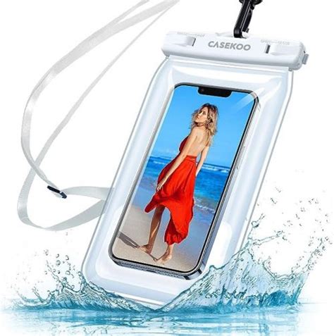 スマホ防水ケースのおすすめ20選。タッチ操作に対応したモデルもご紹介