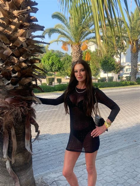 Im Ready For A Few Cocktails R Sfwnextdoorgirls