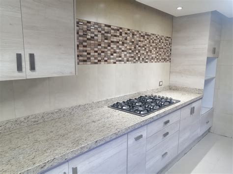 Alcamo Cocinas Showroom En Á𝗹𝗰𝗮𝗺𝗼 𝗦𝗵𝗼𝘄𝗿𝗼𝗼𝗺 𝗺𝘂𝗲𝗯𝗹𝗲𝘀 𝗮 𝗹𝗮 𝗺𝗲𝗱𝗶𝗱𝗮 🪑🚪🛏