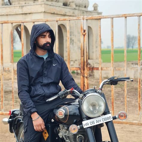 Mukesh Suthar Mukesh Suthxr03 • Instagram Photos And Videos