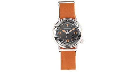 Morphic M74 Series Leather Band Watch W Magnified Date Display In White