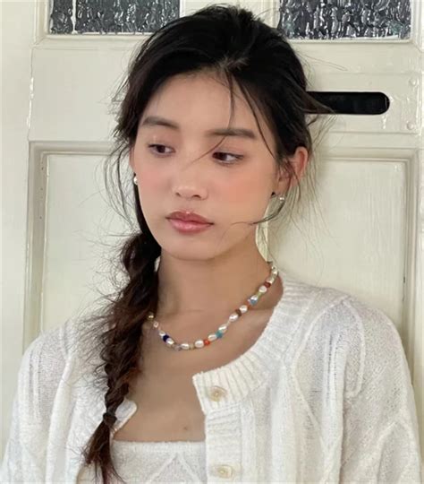 创意女生编发 甜酷超a好时尚 女士扎发 美发站