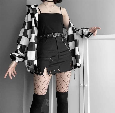 Exploring The E Girl Style Crafting A Unique Look