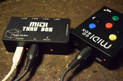 MIDI THRU BOX
