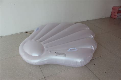 White Inflatable Shell Pool Float Aqua Lounger Swim Ring With Handle