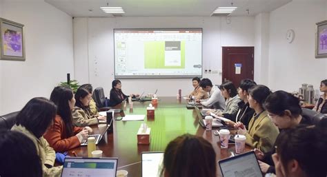 北京大学张冰教授 外语类学术期刊论文的选题与撰写”的学术报告