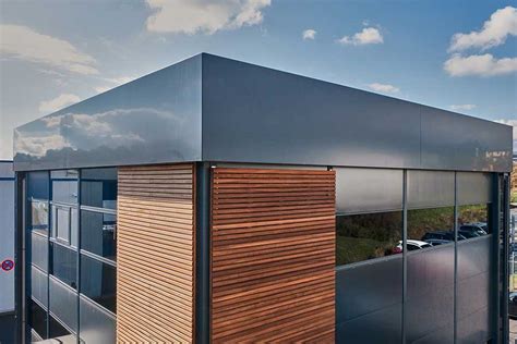 Manhattan Structure Fews Marquees