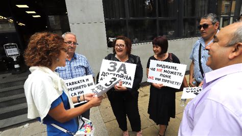 Адвокати от страната на протест искат оставки във Висшия адвокатски съвет и на Гешев От деня