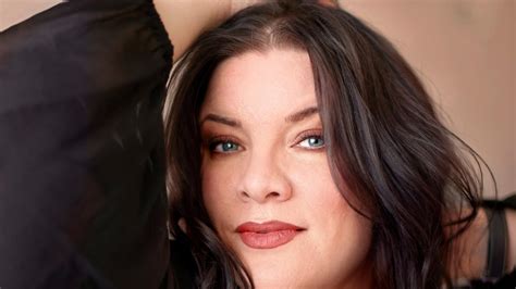 Risto Asikainen Haukkuu Tv N Laulukilpailut ”naama Ratkaisee” Apu