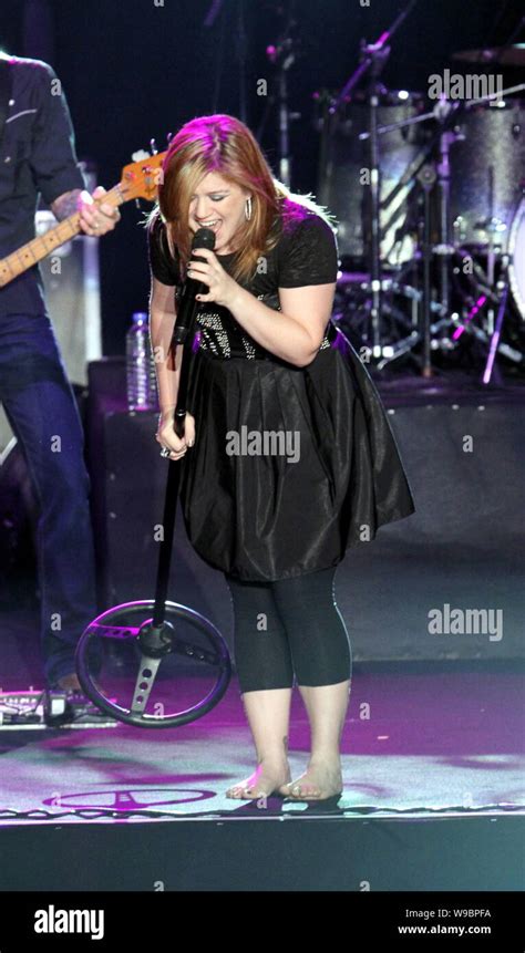 Us Singer Kelly Clarkson Performs At Her Concert In Taipei Taiwan 6