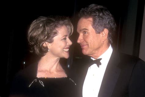 10 Throwbacks Photos Of Annette Bening And Warren Beatty For His Birthday