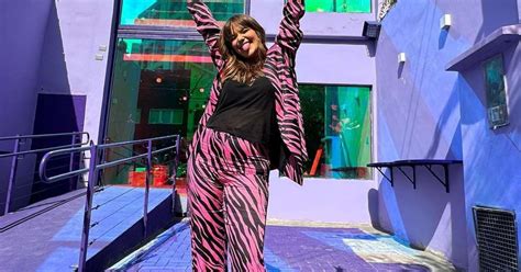 Ex Bbb Marcela Mc Gowan Inaugura Café Com Sex Shop O Prazer Em Diversos Sentidos