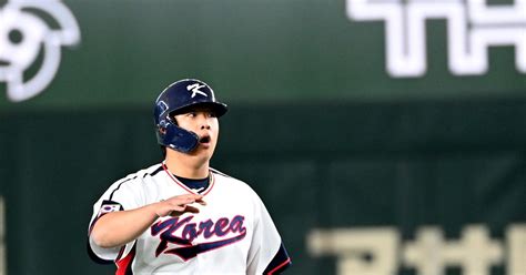 [포토] 세리머니 하다 아웃 강백호 깜짝 놀란 얼굴