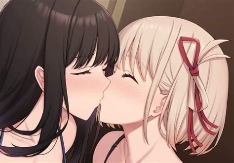 Pin By H U H On Yuri Yuri Anime Anime Drawing Books Real Anime