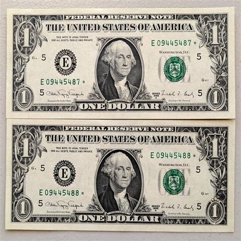 Consecutive Pair 1988 A 1 Dollar Federal Reserve Star Notes Richmond