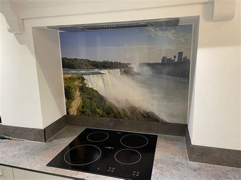 Customised Kitchen Hob Splashback — Showerscape