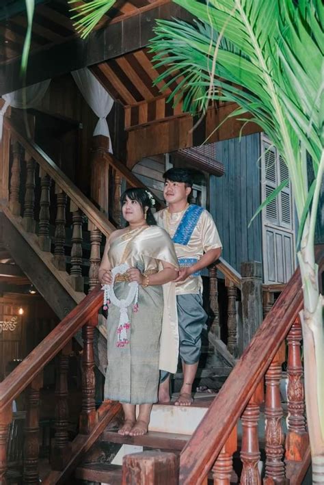 🇰🇭 Khmer Has A Beautiful Culture 🇰🇭😊🙏🏼 Khmer Traditional Costumes Are Worthy Of Dignity ♥ ️🇰🇭 ♥