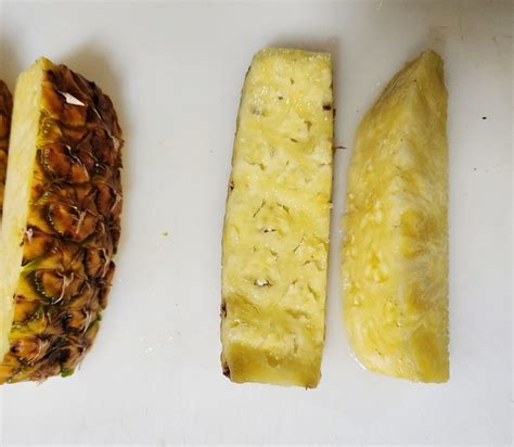 또띠아 요리 하와이안 피자 만들기 파인애플 자르기