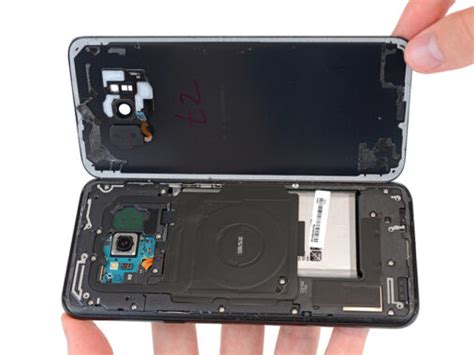 The Samsung Galaxy S And S Plus Get Low Repair Marks From IFixit