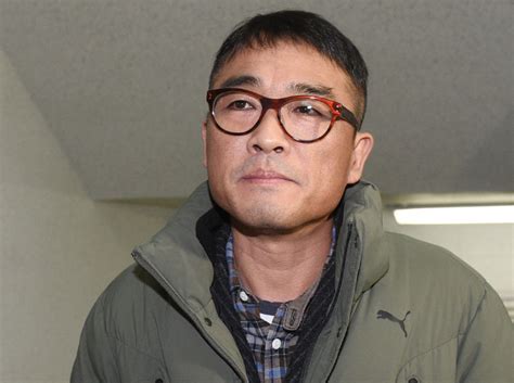 김건모 집 풍비박산…성폭행 무고 무혐의 여성에 분노한 동료들