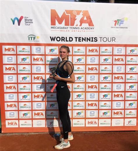 Julia Avdeeva Мarler Tennis Akademie