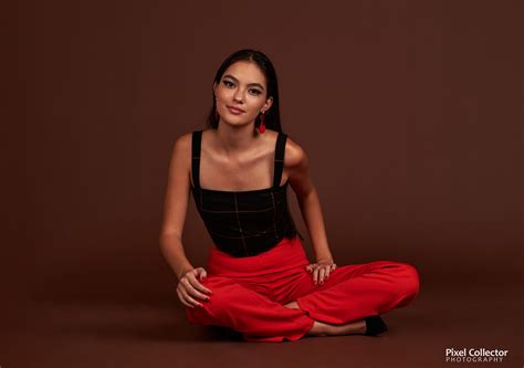 Pixel Collector El Paso Fashion Photographer Lady In Red
