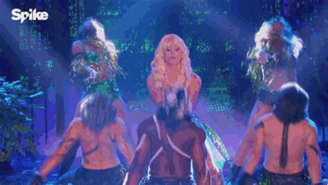 Kaley Cuoco Lip Sync Battle 2016