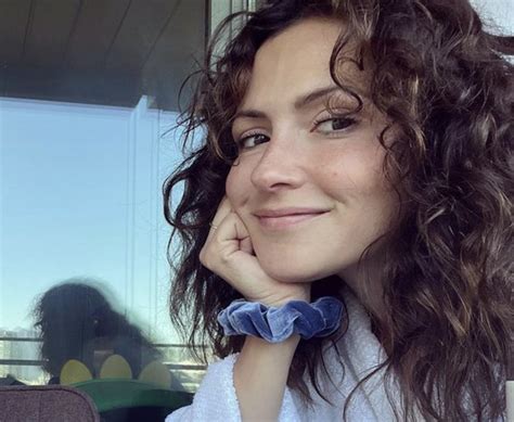 Hallmark Christmas Star Italia Ricci Shares Swimsuit Photo Sunbathing