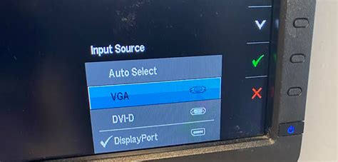 switching input source between chromebook displayport and digital magnifier vga down home