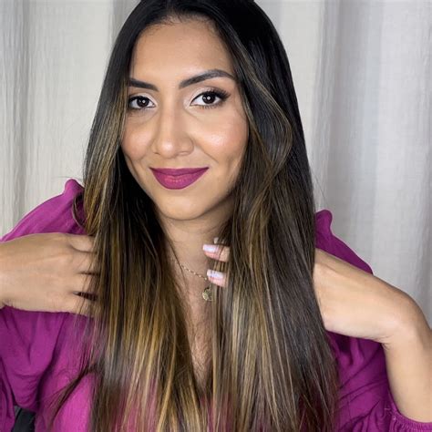 Letícia Castro Youtube