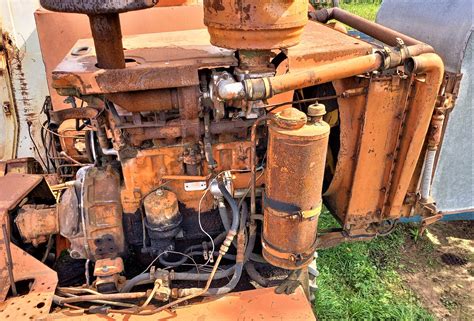 Дизельные двигатели СМД которые выпускали в городе Харькове выпускались для различной техники