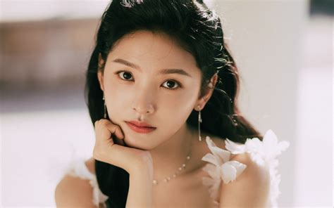 章若楠 一手托下巴 4k美女壁纸 千星图壁纸 高清电脑桌面壁纸图片大全 Wallhaven 彼岸壁纸