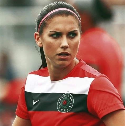 Beautiful Athletic Girls 👟 Facebook