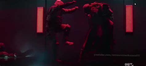 Superman Captured By Soldiers En Español