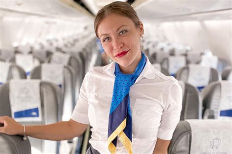Im A Flight Attendant — Heres Why We Love Turbulence