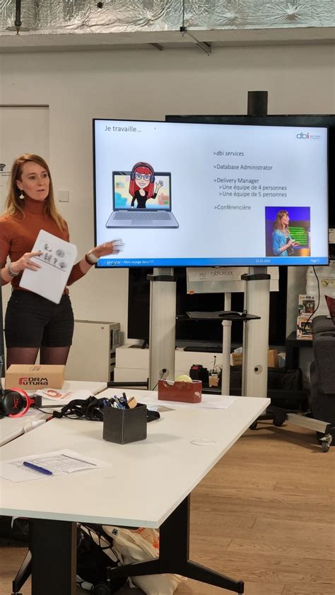 Html Css Javascript It Girlsinit Womeninit Mint Equity Elisa