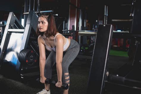Bent Over Dumbbell Row Techniques Benefits And Variations