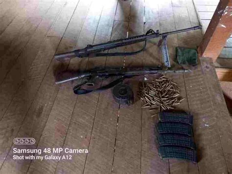 ဆောထိမြို့နယ်ရှိ စစ်တပ်၏ သံဆိပ်စခန်းတွင်နေထိုင်သော စစ်သား ၂ ဦး လက်နက်ဖြင့် အလင်းဝင်လာသောကြောင့