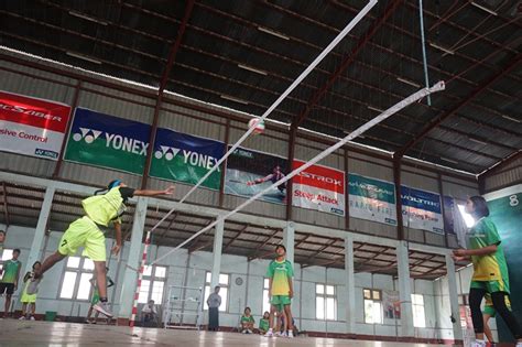 ကျောက်ဆည်မြို့တွင် ခရိုင်စီမံအုပ်ချုပ်ရေးအဖွဲ့ဥက္ကဋ္ဌဖလား အသက် ၂၅ နှစ