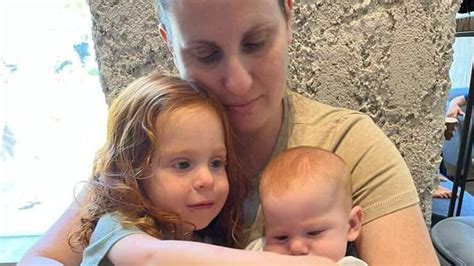 קיבוץ ניר עוז נצמדים לדרישות משפחת ביבס שחרור חטופים לא נקמה