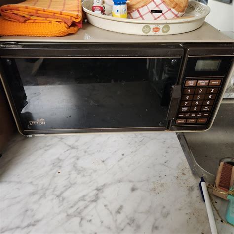 Vintage 80s Little Litton Microwave Apartment Rv