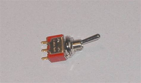 Hornby Train Restorations Toggle Switch SPDT On Mom