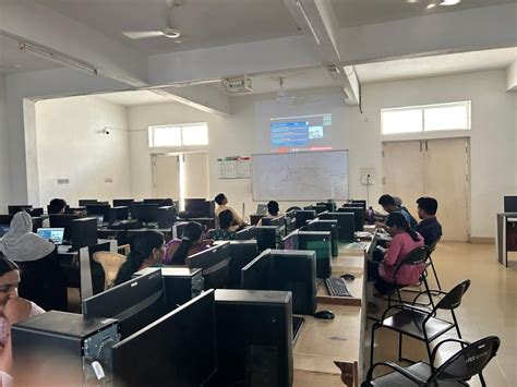 Sruniversity Machinelearning Fluidflowresearch Mathematics Dr Pooja Humane