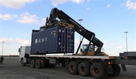 Шивээхүрэн боомтын чингэлэг тээврийн терминал ашиглалтад ороход бэлэн болжээ