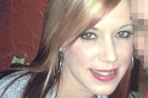 Wayne Rooney Knocks Back Shots With Barmaid And Pals On Boozy Night