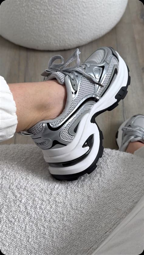 Магазин жіночого взуття Поповнили розміри 🤎 Код 386 В цих ботфортах ідеально поєднується стиль