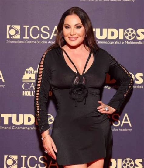 Дарина Павлова тотално се ошишка