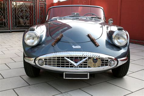 Rent Daimler SP Dart Tour Events Wedding Advertising