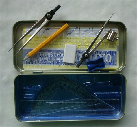 China Oxford Math Set Stationery Set Mathematical Instrument China