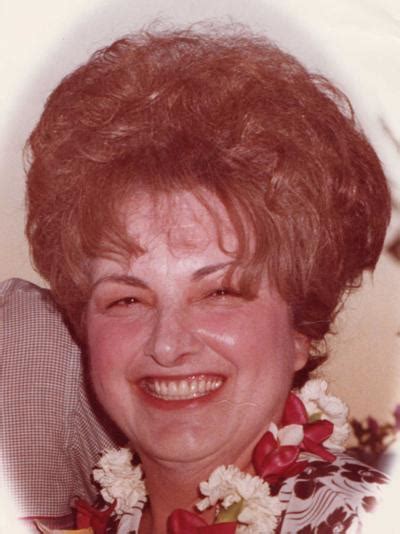 Dorothy Holcomb Obituaries